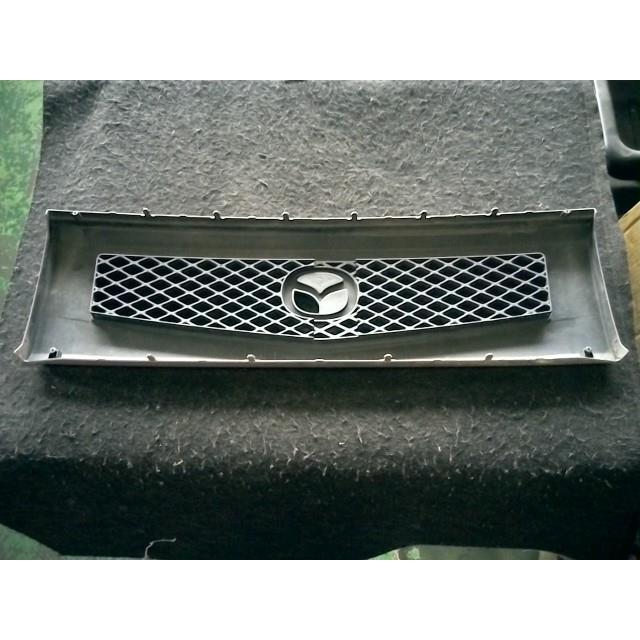 スピアーノ UA-HF21S ラジエータグリル 27H 1A14-50-710 ♪030690 : BW山本商店 - 通販 - Yahoo!ショッピング