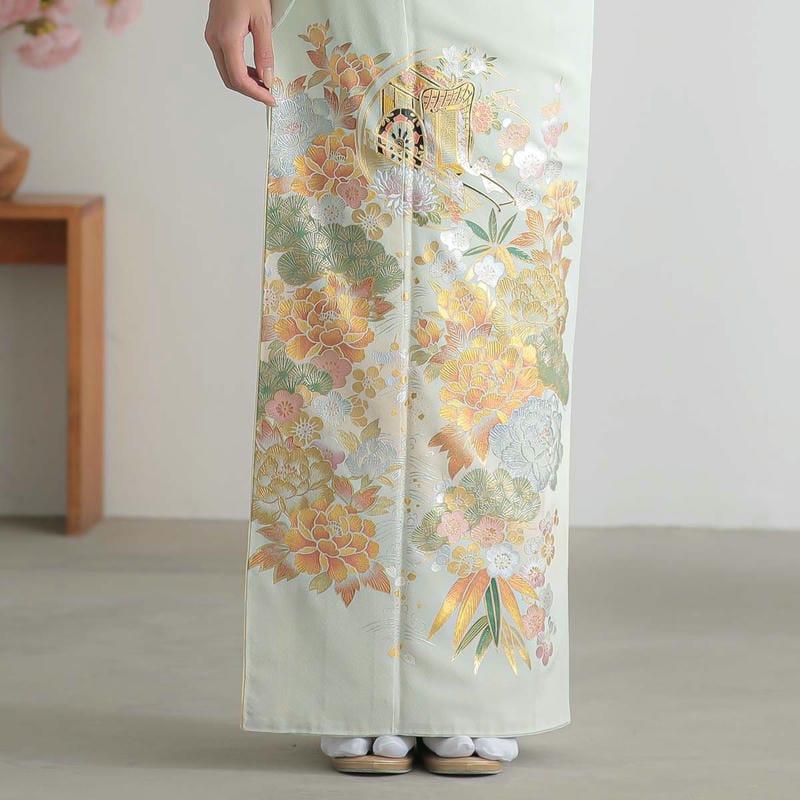 YUMI KATSURA セール開催中！ 色留袖 レンタル 単衣 桂由美 薄黄緑 牡丹御所車(E295) 対応身長155〜164cm 結婚式 叙勲 ホテル・式場への直送OK E298 : 京都 ...