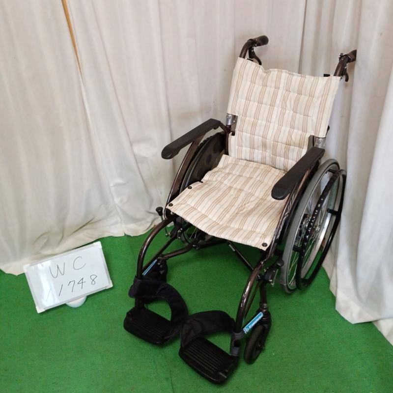 Bランク 中古 車椅子 カワムラサイクル 自走式車椅子 ウェイビット WA22-40S WC-11748 : 福祉用具リサイクル店・ゆとりっぷ ...