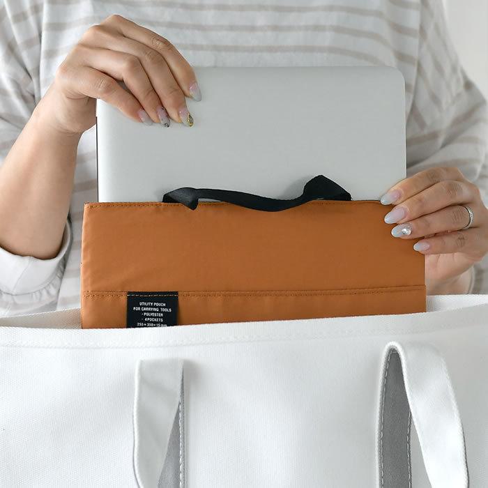 DELFONICS PCケース おしゃれ 13インチ 縦型 デルフォニックス インナーキャリング スタッド パソコンケース A4 軽量 4ポケット ハンドル付き PC タブレット : 雑貨 ...