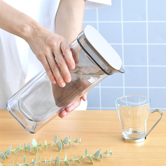 リッチェル カラフェ おしゃれ Richell ダブルウォールカラフェ 1L ピッチャー 冷水筒 麦茶ポット シンプル パッキンレス 飲み物 ホワイト : 雑貨ショップドットコム - 通販 ...