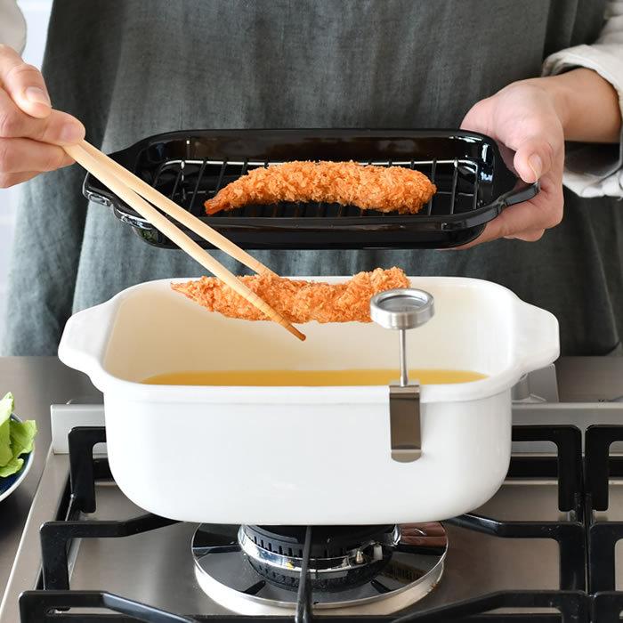 富士ホーロー 揚げ物鍋 天ぷら鍋 角型天ぷら鍋 ホーロー TP-20K.W ホワイト 白 スクエア ミニ 琺瑯 ih対応 IH 網 バット付 温度計付 フタ 20cm : 雑貨ショップ ...