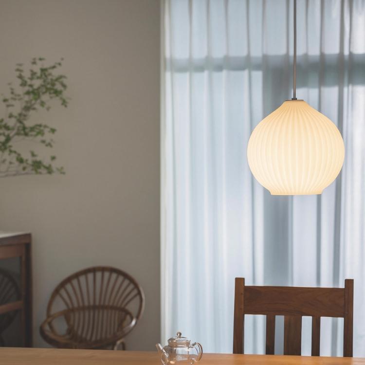 INTERFORM ペンダントライト おしゃれ 北欧 かわいい LED 天井照明 照明器具 シンプル ガラス 白熱電球付き インターフォルム 1灯 ペコロス Mサイズ Pecoros M ...