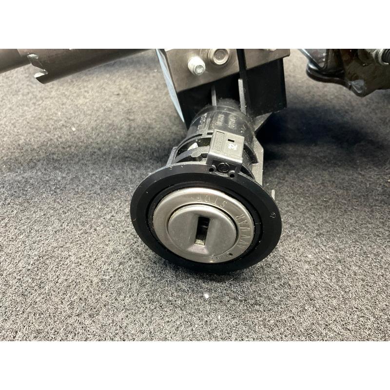 FA008 312 アバルト 595 コンペティツィオーネ ステアリング シャフト/モーター付 735570794 ★動作OK : ジパングオートパーツ - 通販 - Yahoo!ショッピング