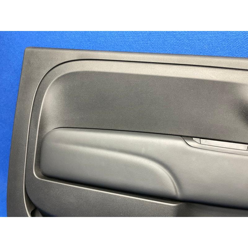 FA008 312 アバルト 595 コンペティツィオーネ 左フロント ドア トリム/内張り 合皮/ブラック 【動画有り】 : ジパングオートパーツ - 通販 - Yahoo!ショッピング