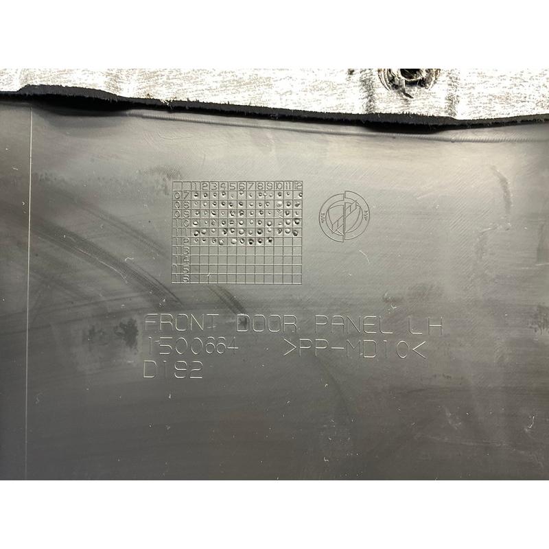 FA008 312 アバルト 595 コンペティツィオーネ 左フロント ドア トリム/内張り 合皮/ブラック 【動画有り】 : ジパングオートパーツ - 通販 - Yahoo!ショッピング