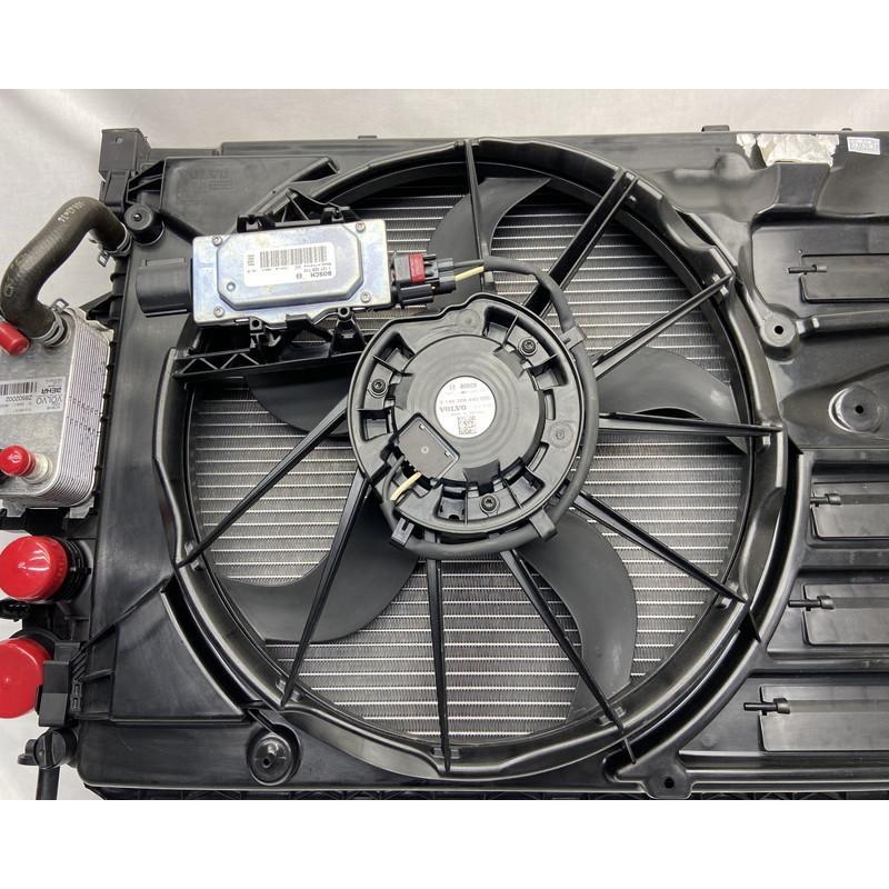 VL022 MB V40 T-4 SE 電動ファン/ラジエター/エアコン コンデンサー セット 31319166/31293689 ★動作OK ...