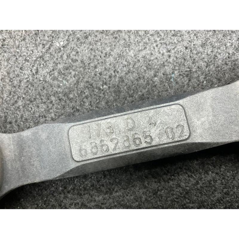 BM117 F48 X1 Xドライブ 25i Xライン リア スタビライザー リンク ★左/右セット ★程度まあまあ ★即決★ ...