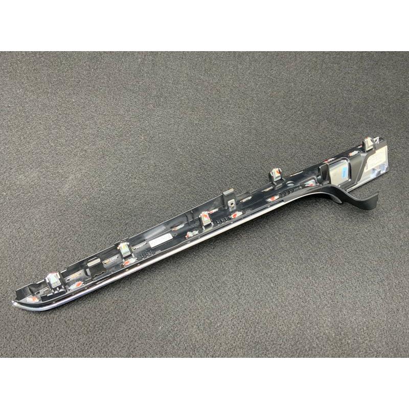 MB148 W205 C200T AV ダッシュ シルバー パネル 2点セット A205 680 03 71/02 71 ★程度まあまあ ★ ...