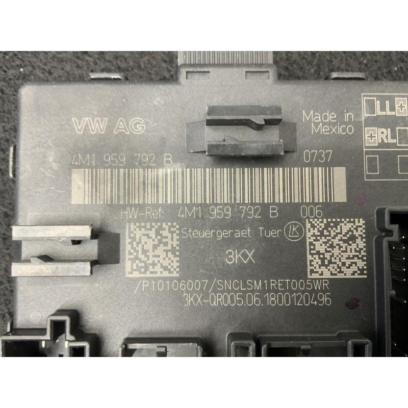AU098 FY Q5 2.0TFSI クワトロ Sライン 左フロント ドア コンピューター 4M1 959 792 B ★エラー無し ...