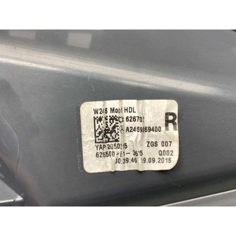 MB110 W246 B250 4マチック AMGスポーツ 純正 右テールランプ LED ★内側 A2469069400 ★点灯OK/破損無し ...