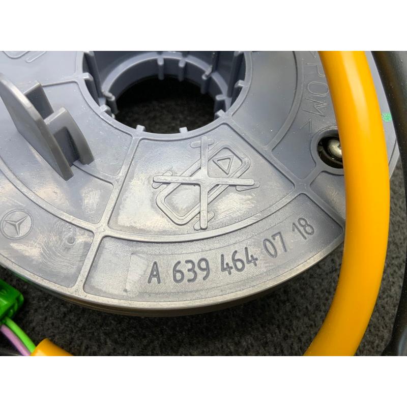 MB074 W639 V350 トレンド 後期 スパイラル ケーブル A 639 464 07 18 ★エラー無し ★送料無料 : ジパングオートパーツ - 通販 - Yahoo!ショッピング